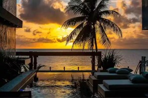 Imagem sem classificação, 2 de 14, botão