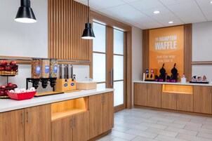 Pequeno-almoço tipo buffet diário incluído