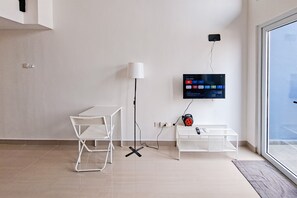 Estúdio Standard | Roupa de cama fornecida 