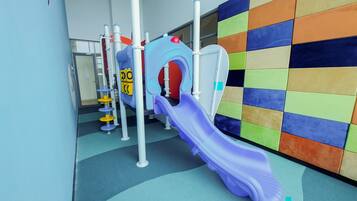 Área de recreio para crianças (coberta)