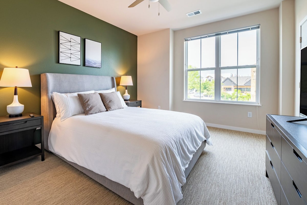 Apartamento (3 Bedrooms) | 1 quarto, individualmente decorados, individualmente mobiliados