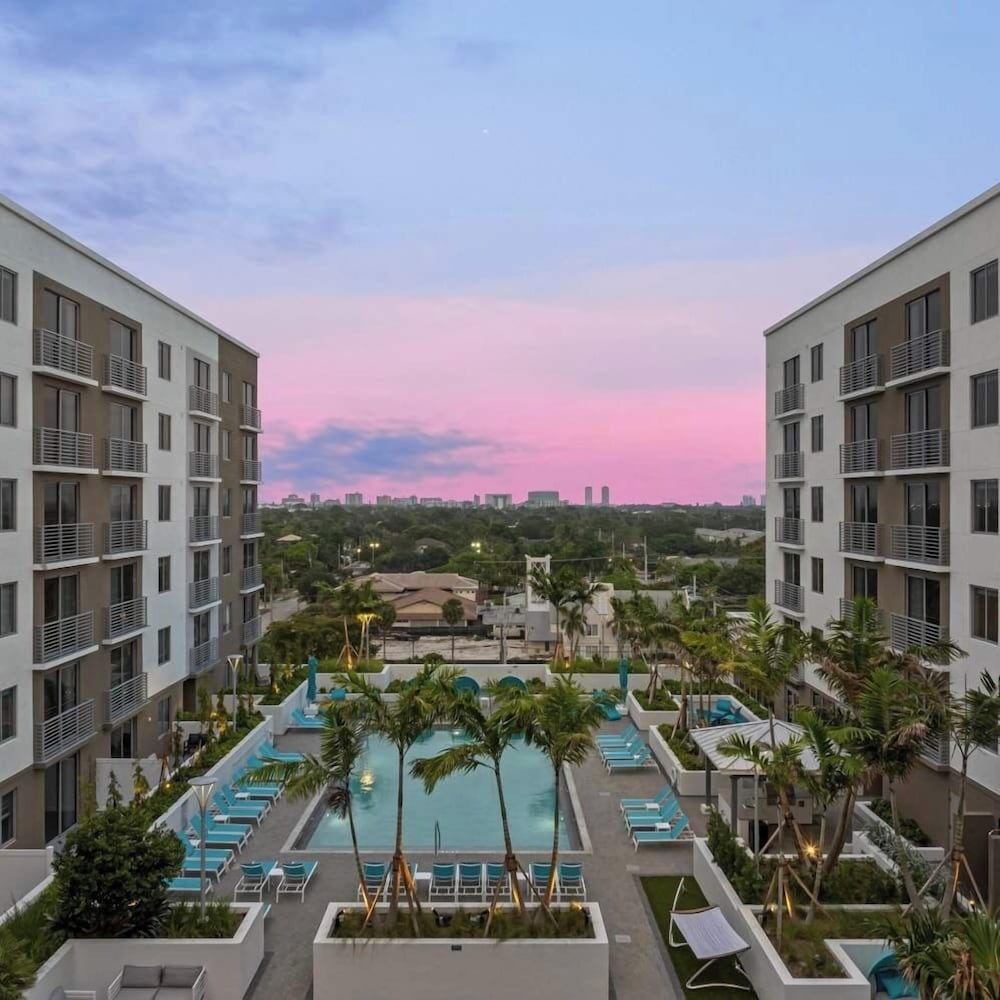 Landing Apartments - Pompano Beach - Pompano Beach, FL