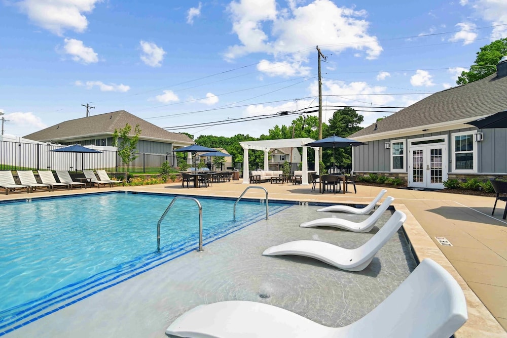 Newell Furnished Apartments By Landing - Concord, NC