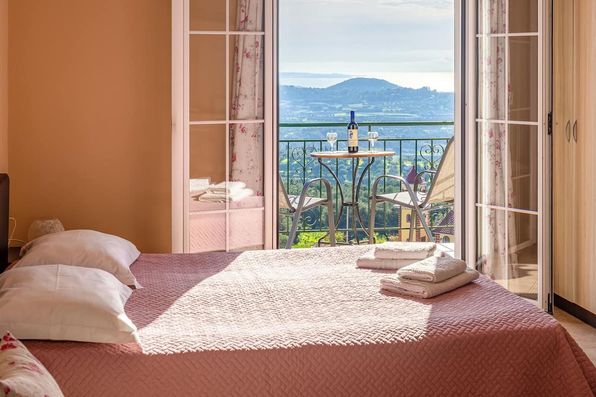 Estúdio, vista para o mar | Cofre no quarto, ferro/tábua de engomar, Wi-fi grátis