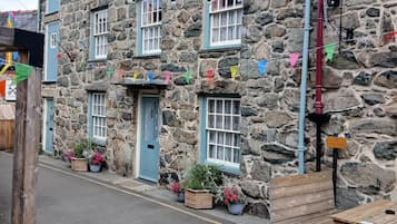 Casa, 5 quartos, varanda | Fachada