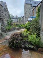 Casa, 5 quartos, pátio | Terrenos do alojamento