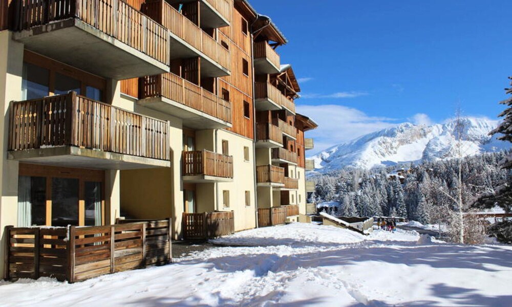 Apartment in Superdevoluy Near Ski Slopes Reviews, Deals & Photos 2026 ...