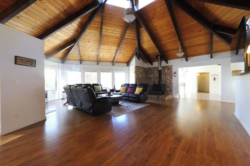 Outdoor Deck Disc/pool Table Fireplace Grill - Placerville, CA