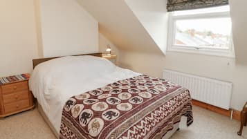 4 quartos, com decoração personalizada, com mobília individualizada