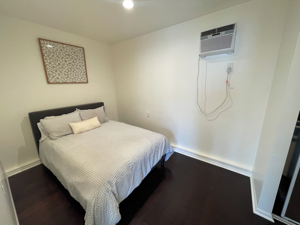 Private Guesthouse Near SoFi/Forum/Intuit/LAX - View Park-Windsor Hills ...