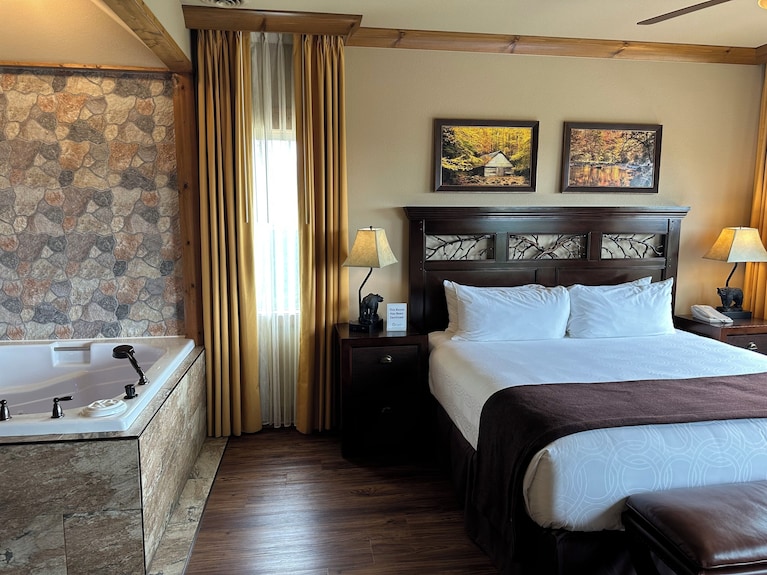 Cozy 2-bdrm Condo In The Smokey Mountains. - 개틀린버그