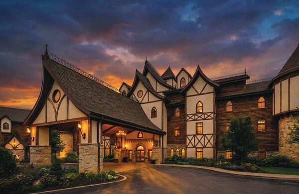 Dellshire Resort - Wisconsin Dells, WI