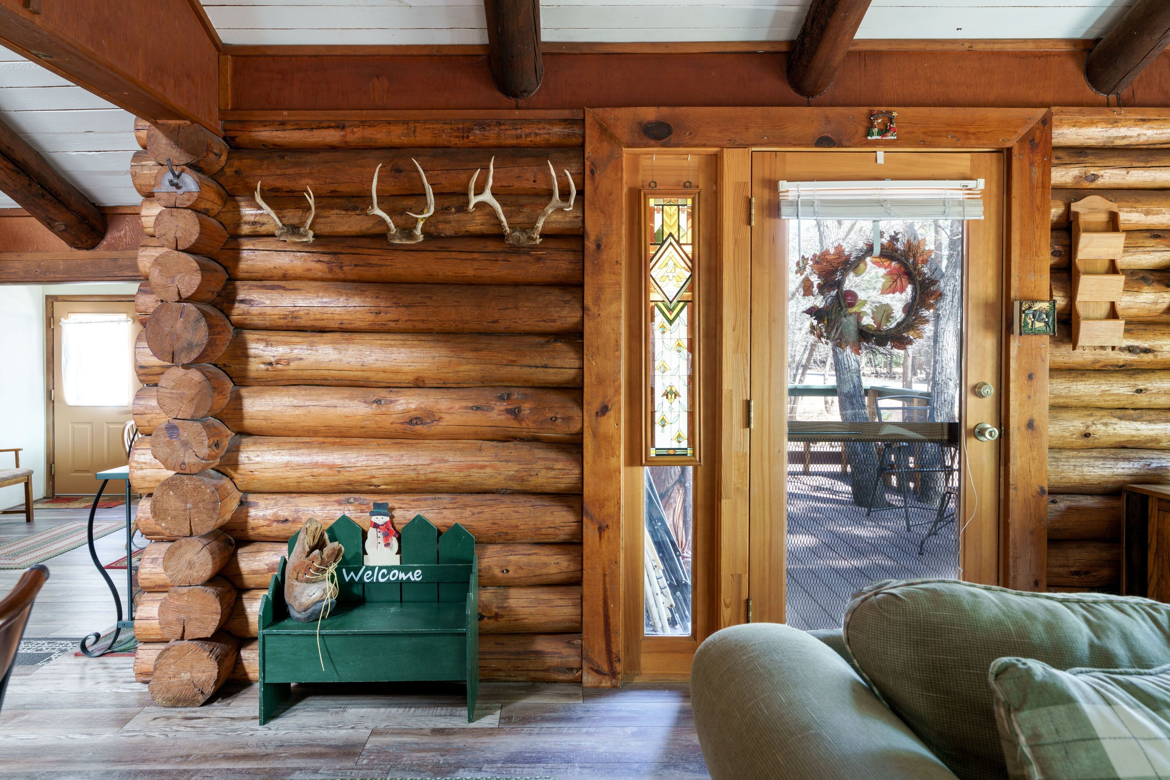 The Ohana Lodge - Rustic Log Cabin In Pinetop Country Club W/deck, Bbq & B-ball - Arizona