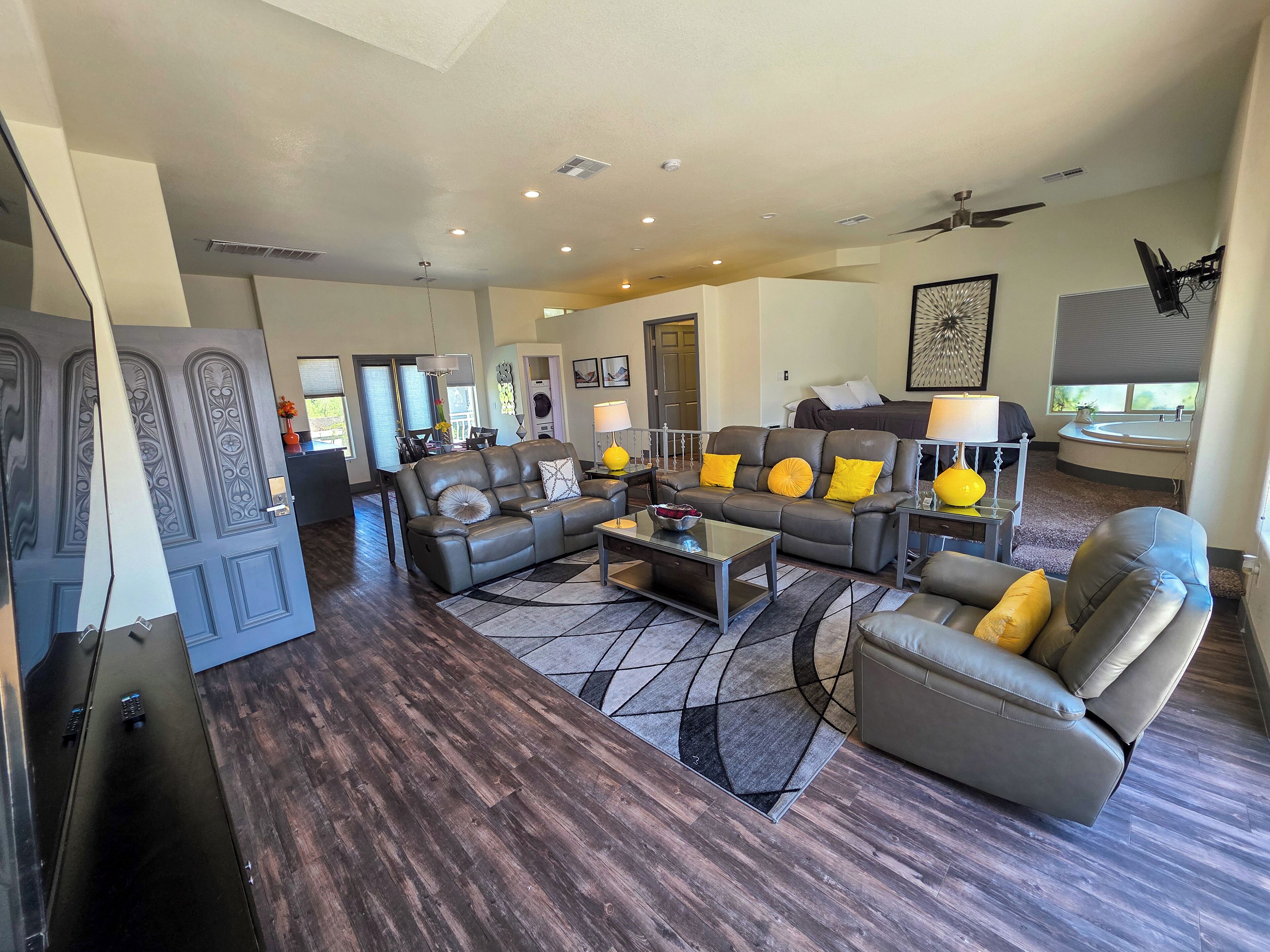 Enjoy Your Own Castle Experience At The Heart Of The City! - Las Vegas, NV