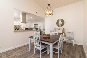 Epic World Cup Experience - Sleeps 8 & Game Room Reviews, Deals ...