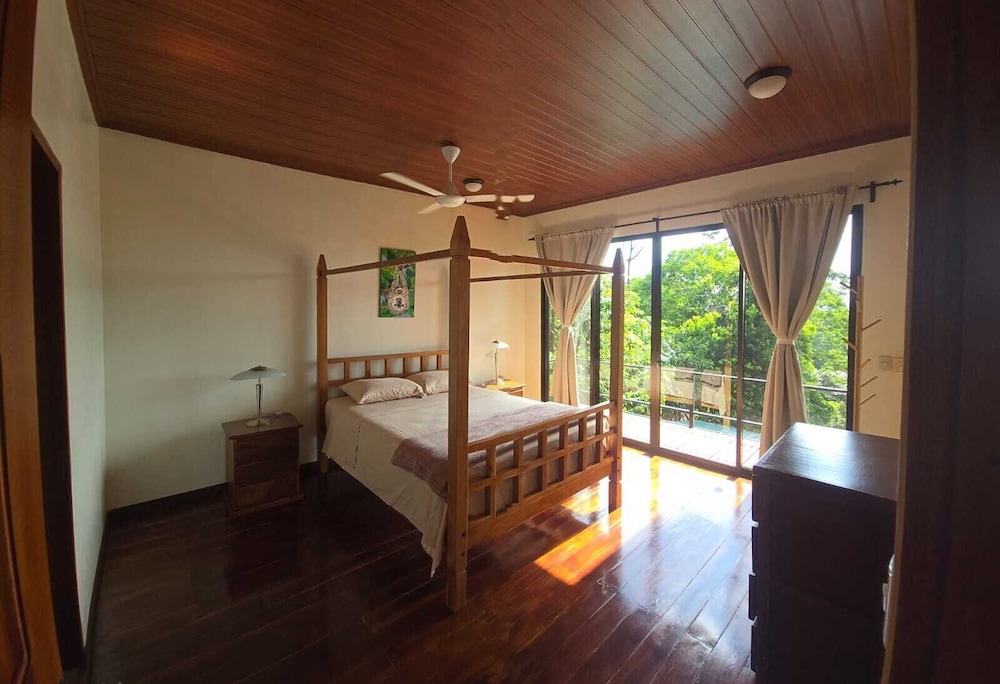 Casa Alicia – Ocean view, perfect for families and friends (up to 6 ...