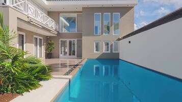 Villa, 4 quartos, piscina privativa, vista para o jardim | Piscina | Piscina exterior