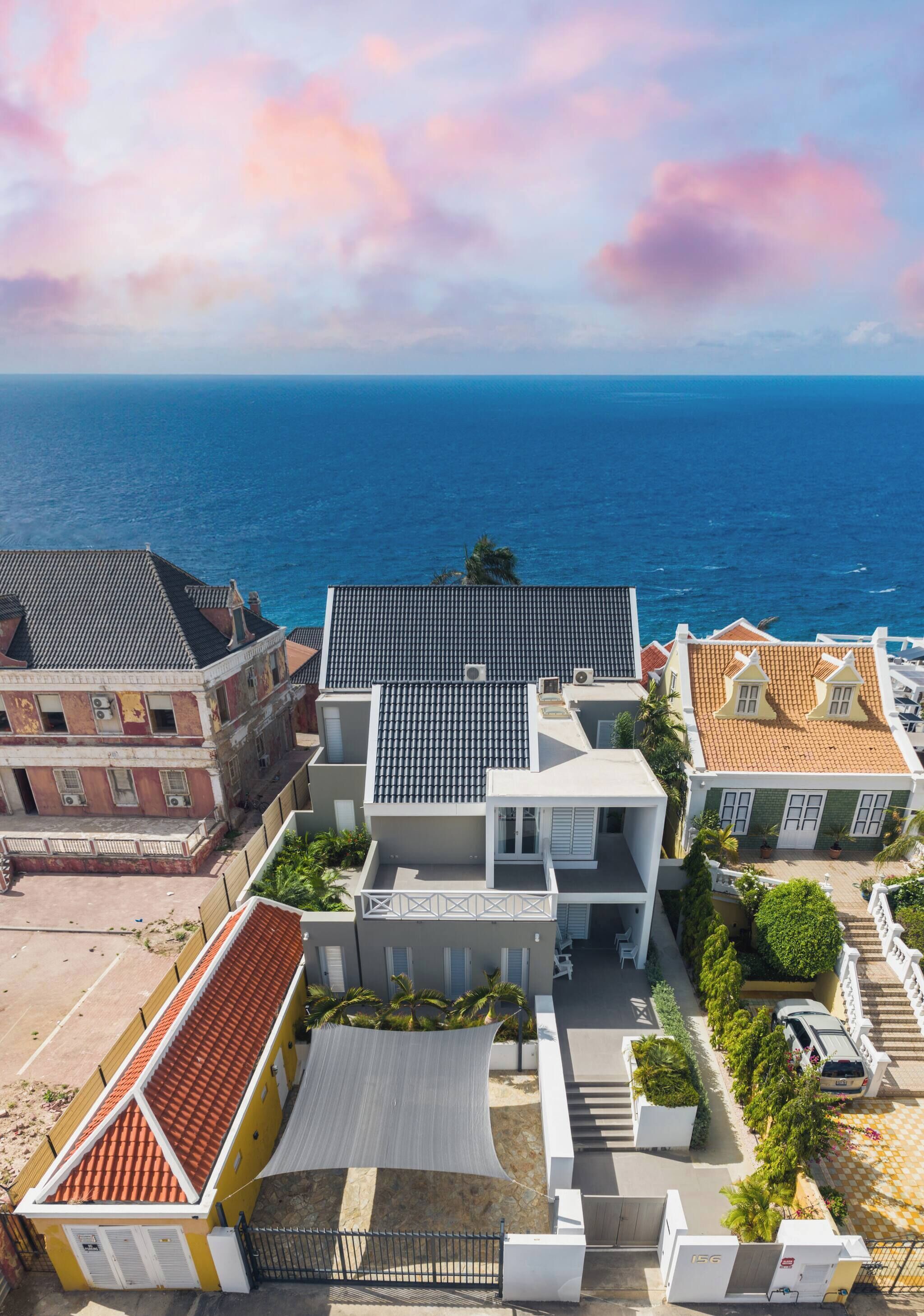 Vila, 4 quartos, piscina particular, vista para o jardim | Piscina | Piscina externa