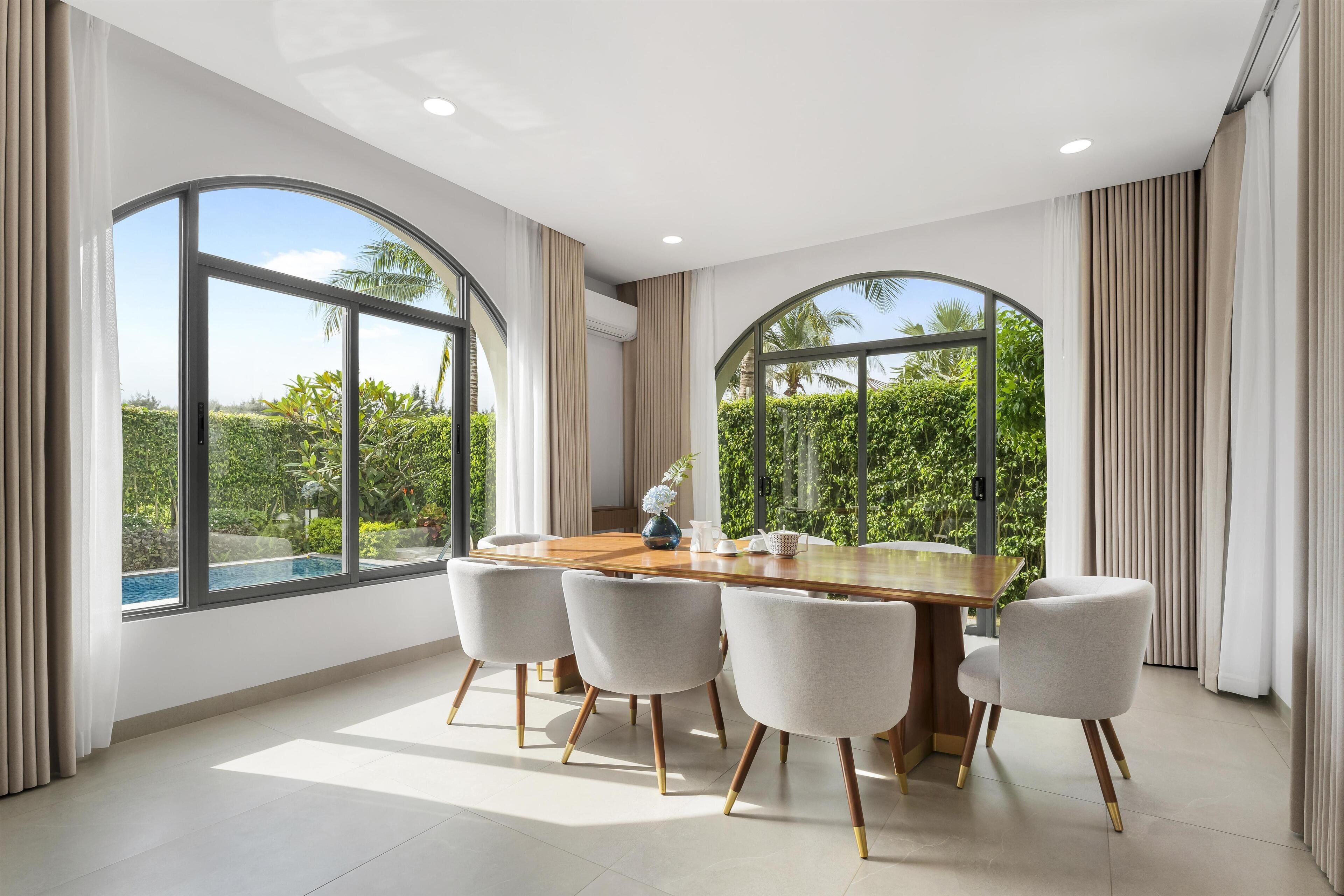 Vila standard, várias camas, para não fumantes, vista para o jardim (Living Room) | Frigobar, cofres nos quartos, escrivaninha, cortinas blackout