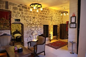 Quarto Quádruplo Familiar, Vista para a cidade | Sala de estar