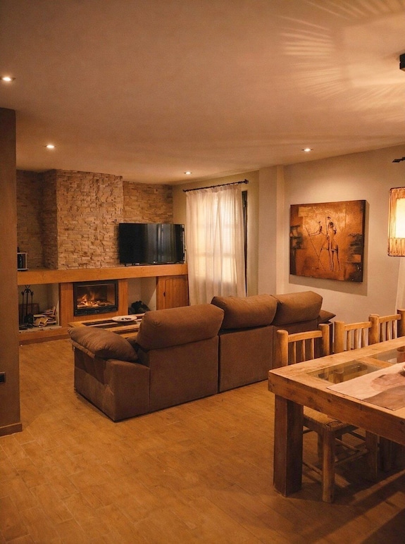 Chalet à Rivero De Posadas Avec Piscine - Andalousie