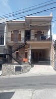 Fachada da propriedade