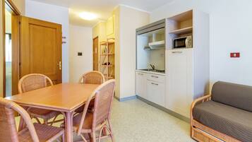 Apartamento Standard, varanda, Vista para a cidade | Sala de estar