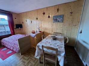 Studio for 4 with south balcony, garage, station center Reviews, Deals ...