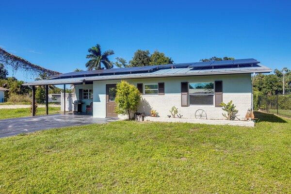 Dock & Canal Access! Home 2 Mi To Dtwn Fort Myers - Fort Myers, FL