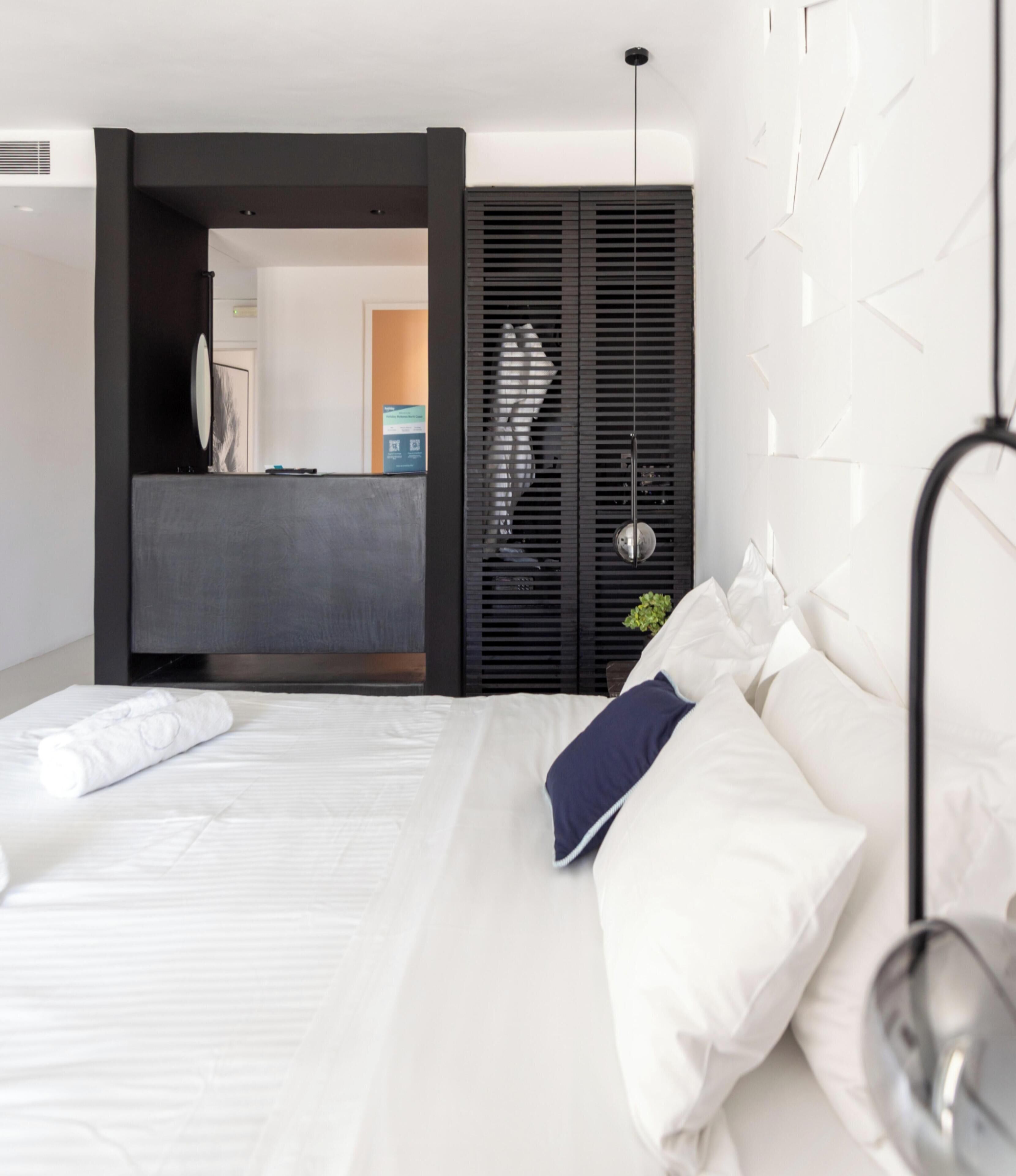 Quarto Duplo | Minibar, cofre no quarto, Wi-fi grátis, roupa de cama fornecida 