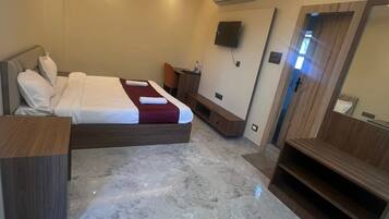 Quarto Duplo ou Twin Económico | Ferro/tábua de engomar, Wi-fi grátis