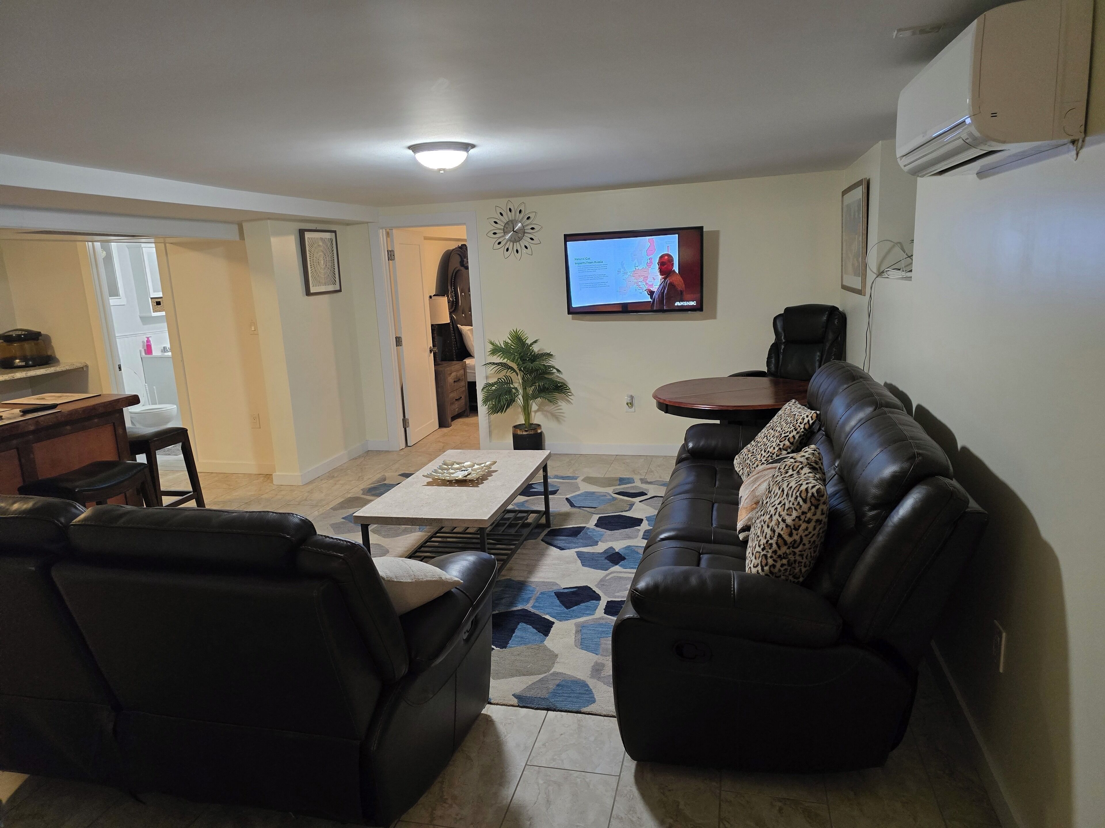 Cozy Apartment With Ac  In Awesome, Quite Bronx Neighborhood - The Bronx, NY