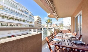 Apartamento | Opções para refeição ao ar livre