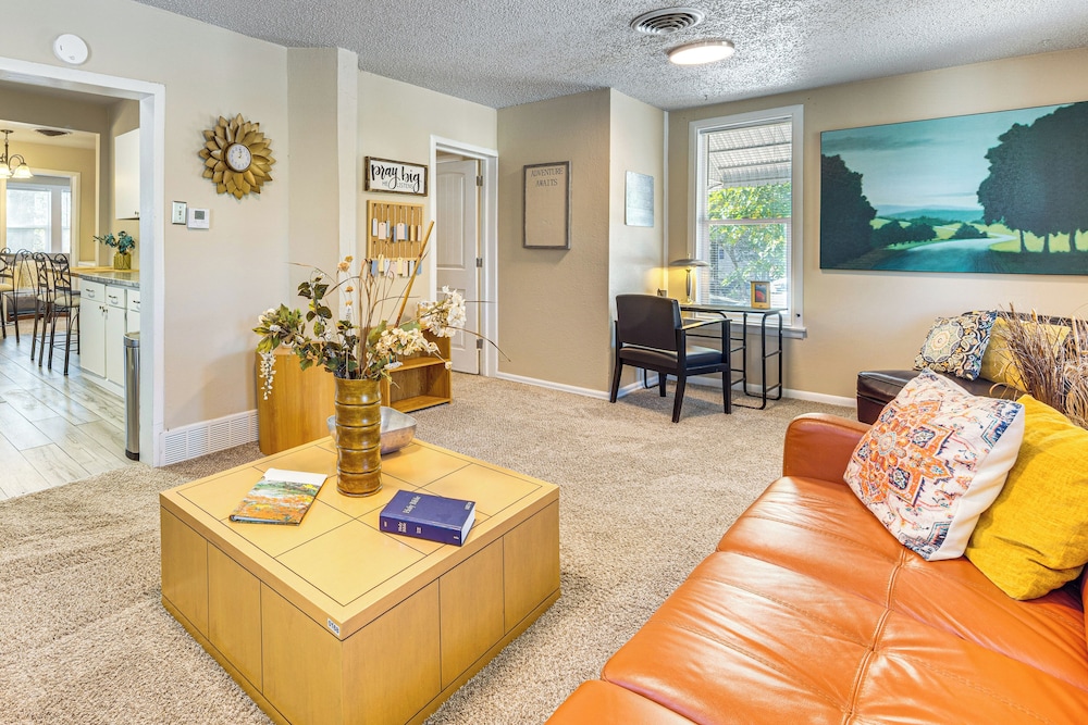 Pueblo Perfection: A Quiet Colorado Adventure! - Pueblo, CO