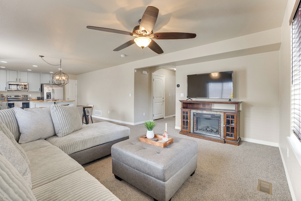 Explore Pikes Peak & Colorado Springs: Family Home - Colorado