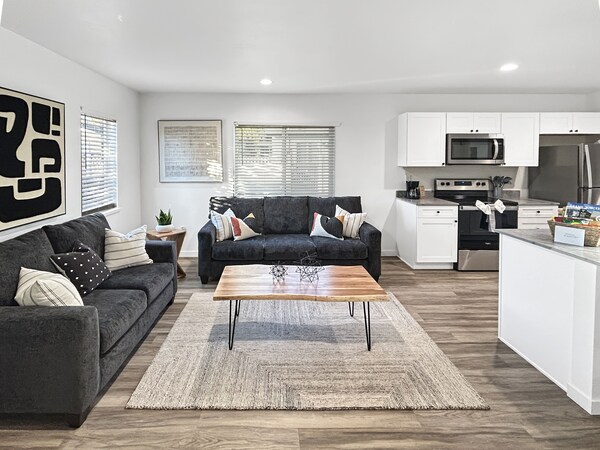 The Maverick Haus 3 Bedroom Townhouse - Palisade, CO