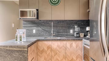 Apartamento, 1 cama queen-size e sofá-cama, cozinha, Vista para a cidade (Monterrey 200 203) | Cozinha privada