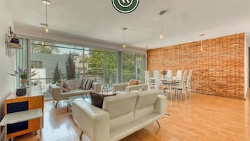 Apartamento, 2 camas de casal, cozinha, Vista para a cidade (SpazioDurango 136 1) | Sala de estar