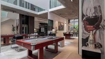 Vila presidencial, 6 quartos, acesso ao Club Lounge, vista para o rio | Roupas de cama de algodão egípcio, roupas de cama premium