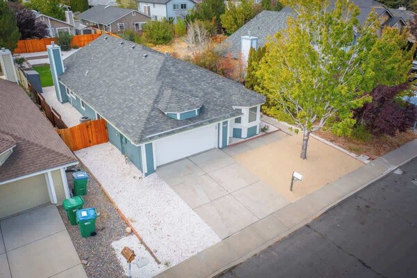 Modern Western Retreat Pet Friendly 4 Bed 2 Bath - Reno, NV