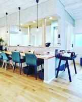 Casa, 1 quarto, não fumadores, cozinha | Cozinha privada | Uma cafeteira/bule, um frigorífico/congelador grande, um micro-ondas