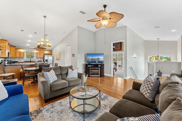3811 Ocean Beach Blvd - Cocoa Beach, FL