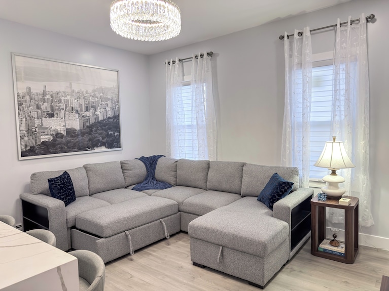 Garden Of Grace Retreat Steps To Nyc Bus - Union City, NJ