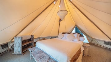 Quarto Clássico com Cama de Casal, vista para o mar | Wi-fi grátis