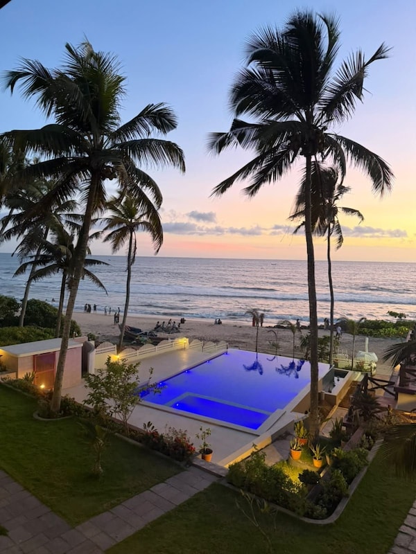 Maadathil Cottages & Beach Resort - Varkala