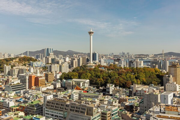 Newcz Nampo Hotel - Busan