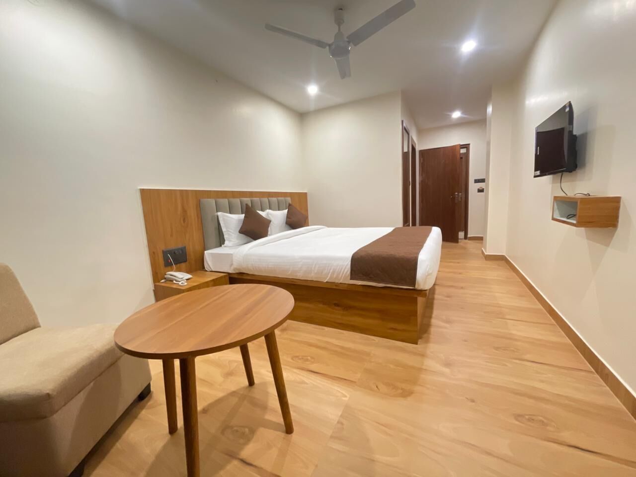 Quarto Duplo Deluxe | Ferro/tábua de engomar, Wi-fi grátis 