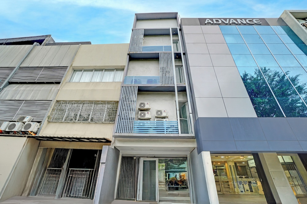 Capital O 94914 Kemayoran Guest House - Jakarta