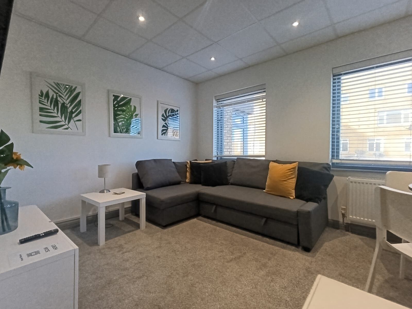 Open Mind Property  2br Flat | Commercial Road - Isle of Wight