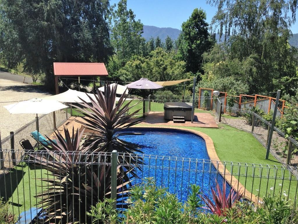 Piscina exterior sazonal 